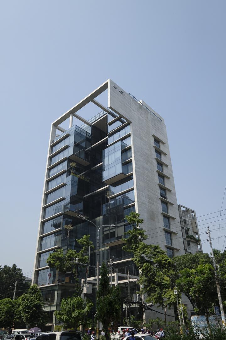 FC Square | Rangs Properties Ltd.