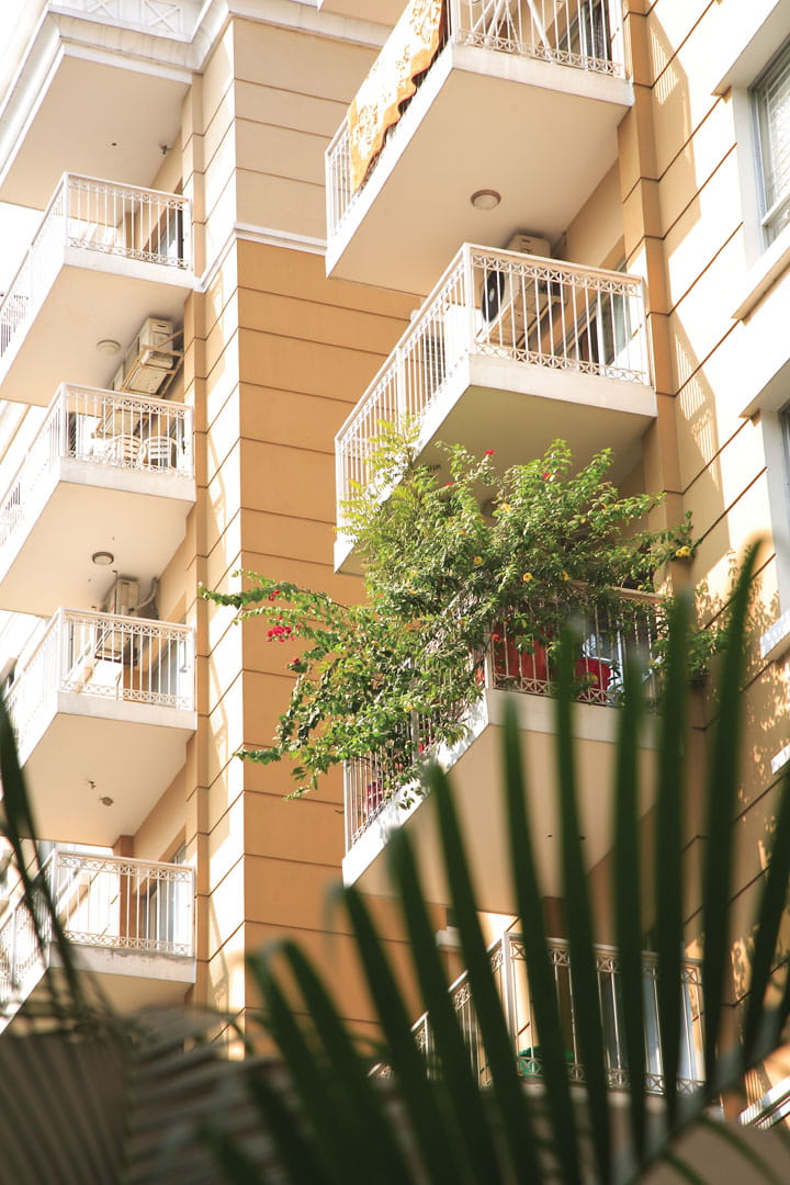 Waterfront | Rangs Properties Ltd.